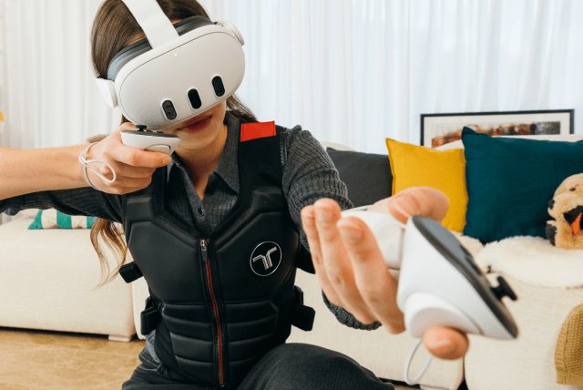 Most Advanced Full Body Haptic Suit - bHaptics TactSuit